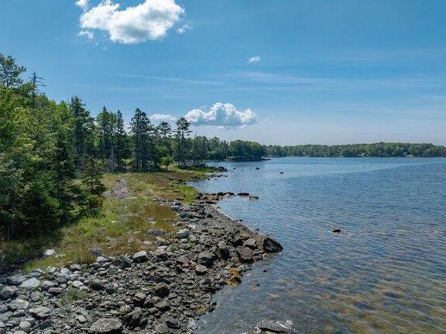 land Ellsworth ME ES104192451