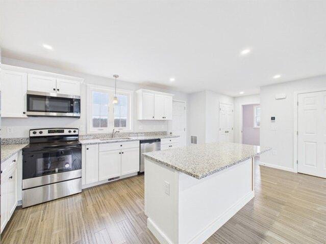 land Fall River MA ES105259067