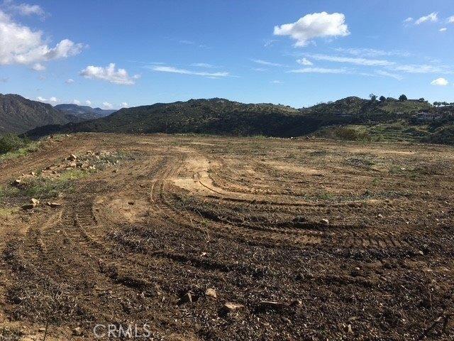 land Fallbrook CA DLS90746058