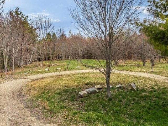 land Farmington ME ES105475420