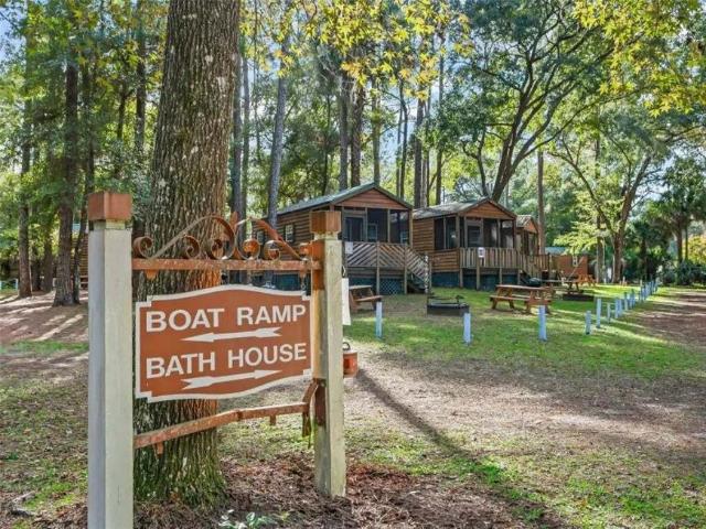 land FL FL DS102396157