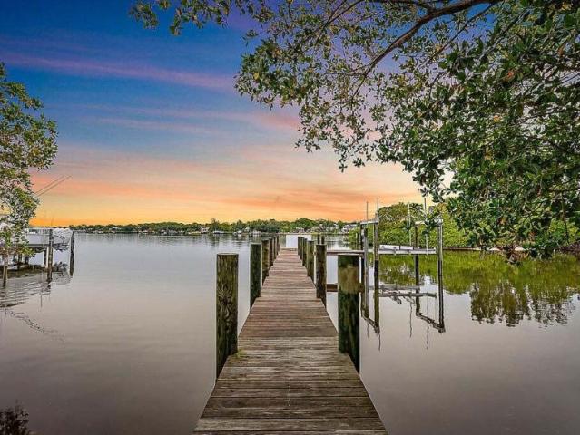 land FL FL DS102519283