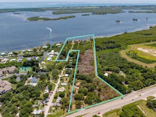 land FL FL ES102795066