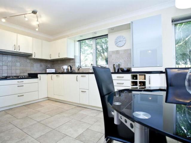 Land for rent in 28 Boscombe Cliff Road, Bournemouth, BH5 1JP, BH5