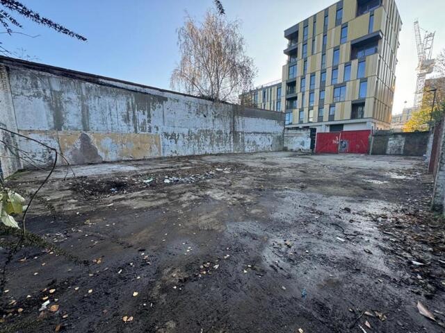 Land For Rent London London 2083 ES101586856