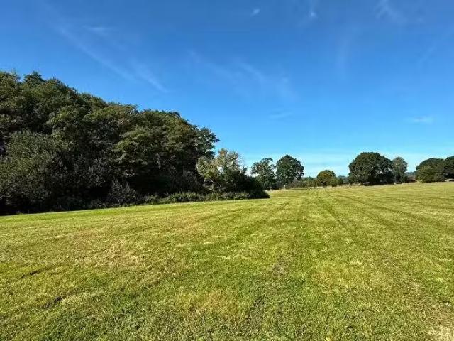 Land For Sale In Midhurst Road, Petersfield, At, GU31