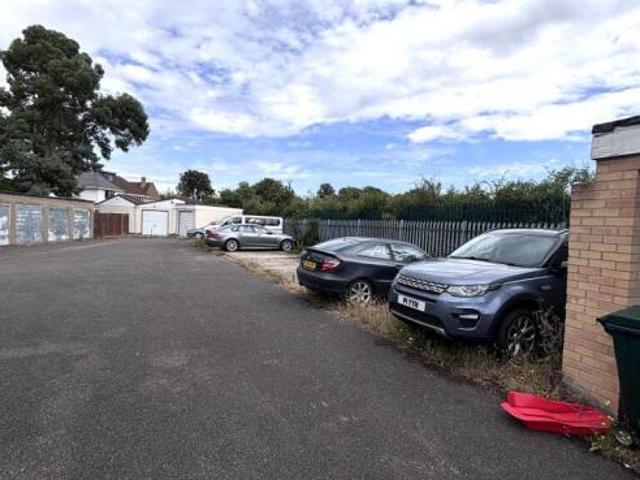 Land for sale in Garage Compound 2, Hawthorne Crescent, Berkshire, SL1 3NQ, SL1