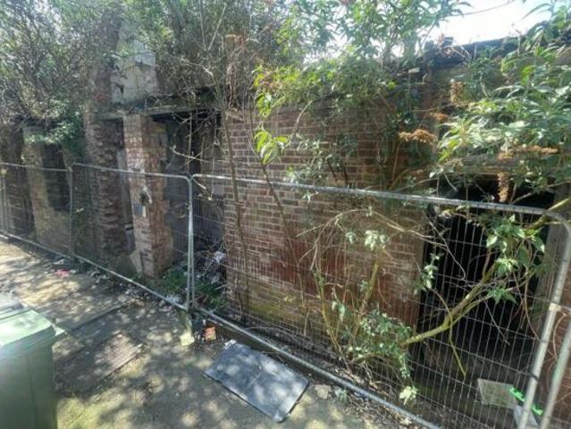 Land For Sale Londres Greater London 240000 ES99641729