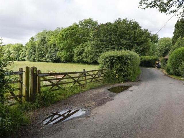 Land For Sale Wraysbury Surrey 50000 ES100541267