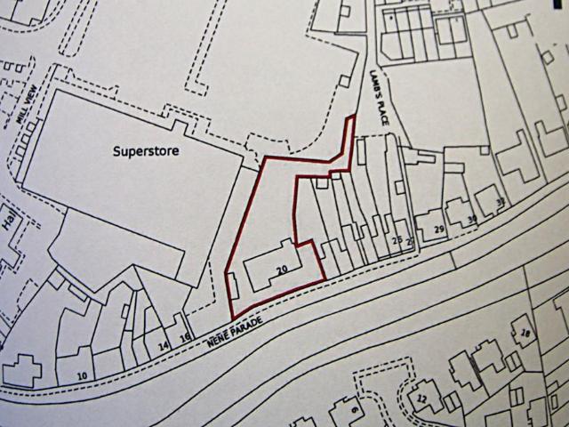 4 bedroom property with land for sale