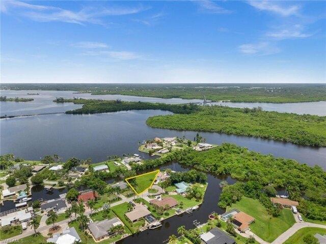 land Fort Myers FL DS92175383