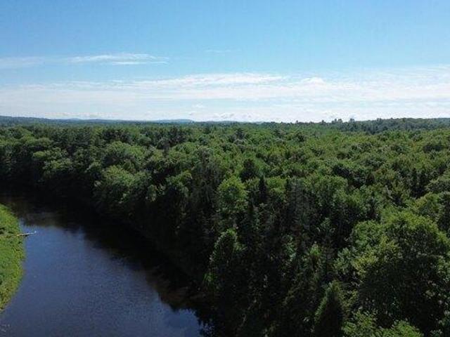 land Frankfort ME ES104850010
