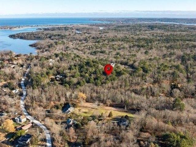 land Gloucester MA ES104831622