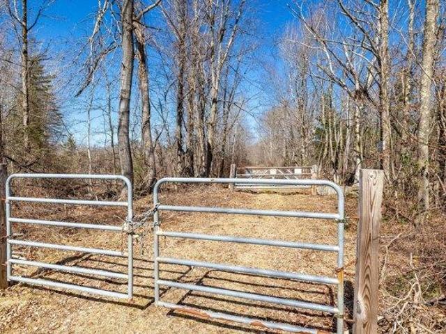 land Goshen CT ES103626855
