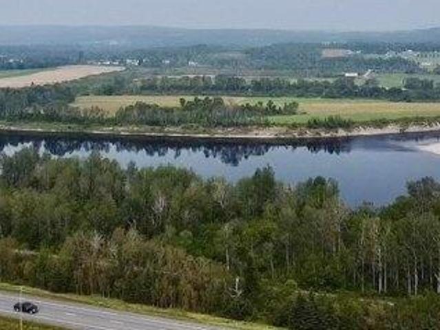 land Grand Isle ME ES104870007