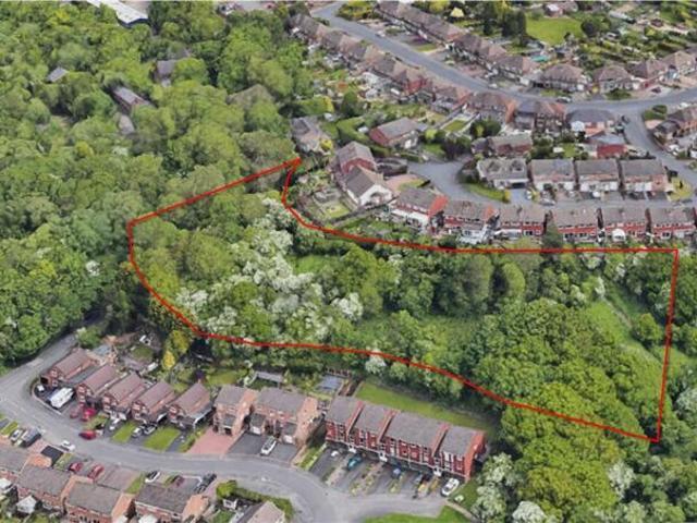 Land Halesowen Dudley 99345205