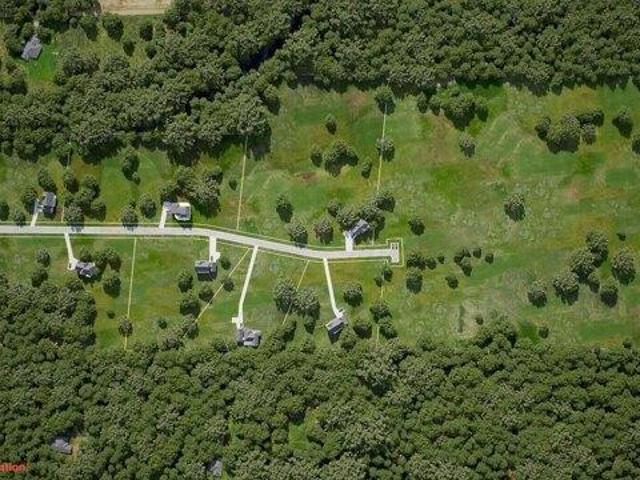 land Hampden ME ES104571307
