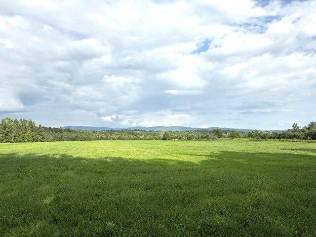 land Hardwick VT ES104869962