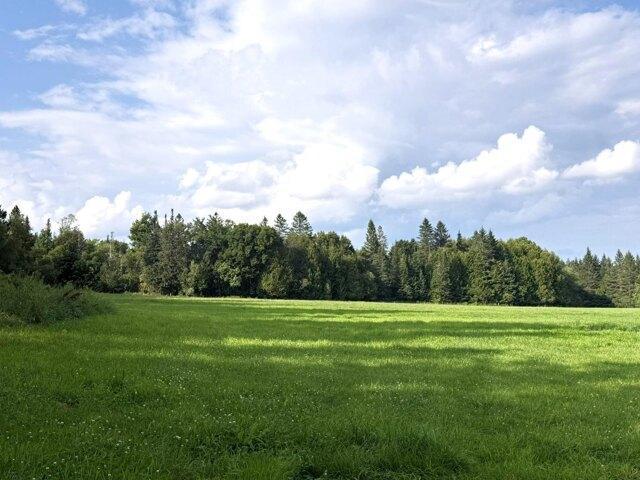 land Hardwick VT ES105105220