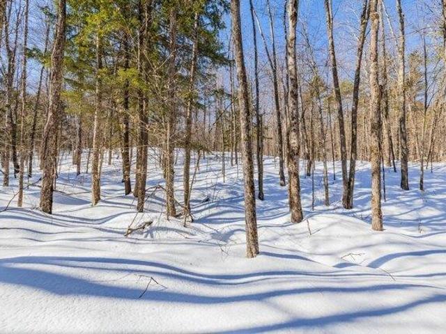 land Hartford VT DS102028324