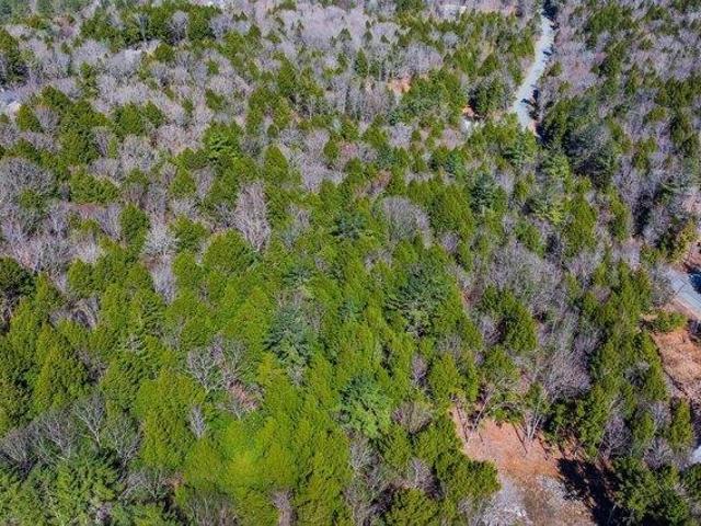 land Hartford VT DS102725683