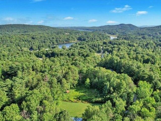 land Hinesburg VT DS102593651