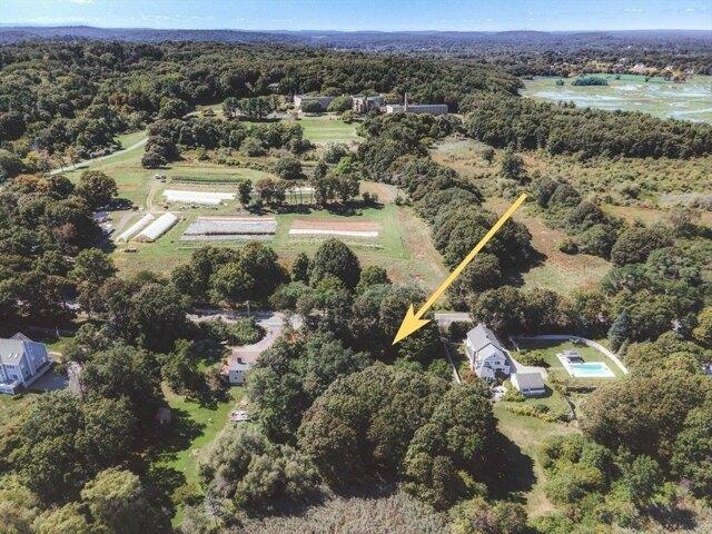 land Ipswich MA ES103444317