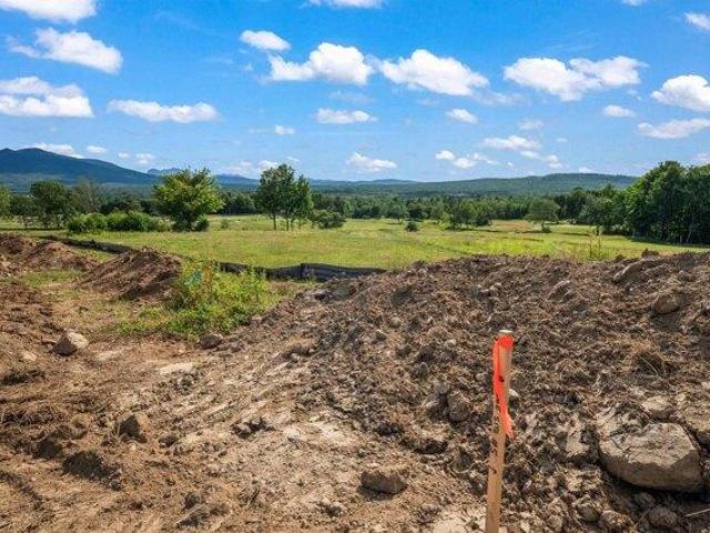 land Jefferson NH ES103185005