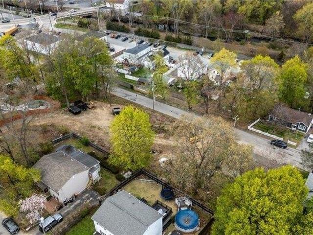 land Johnston RI ES103248762