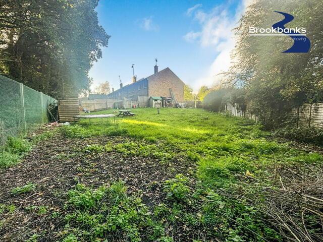 Land Kent Kent 100615124