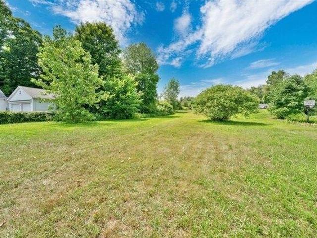 land Ludlow MA DS102824742