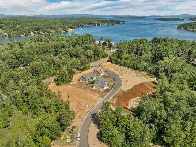 land Laconia NH DLS102822581