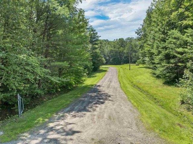 land Laconia NH DS101897495