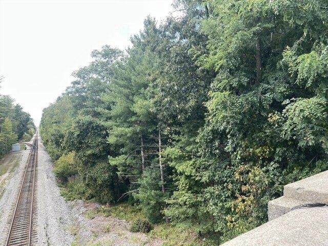 land Lakeville MA ES103434435