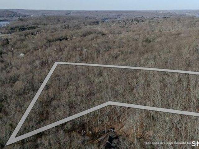 land Ledyard CT DLS102728118