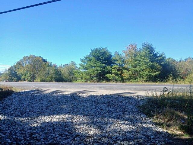land Lee NH DS103247877