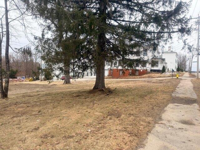 land Leicester MA ES105040664