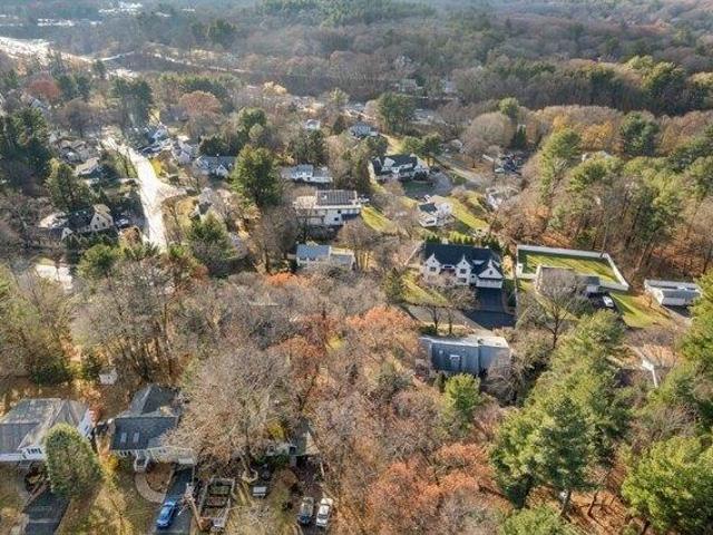 land Lexington MA ES104298865