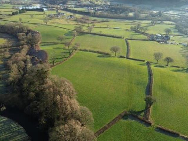 Land Llanybydder Ceredigion 100685045