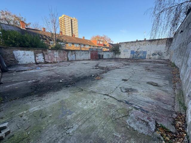 Land London London 101586856