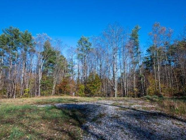 land Londonderry VT ES103186508