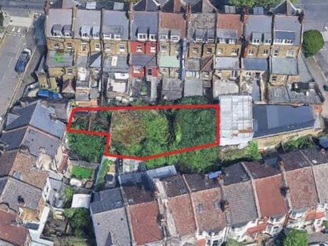 Land Londres Greater London 99641729