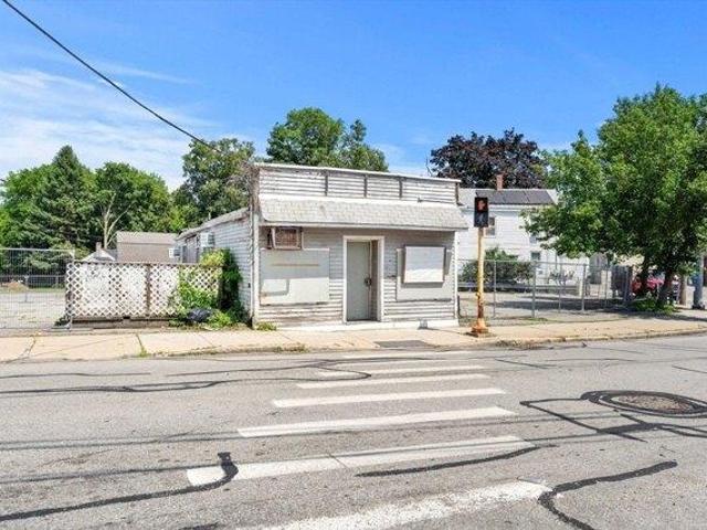 land Lowell MA ES104848154