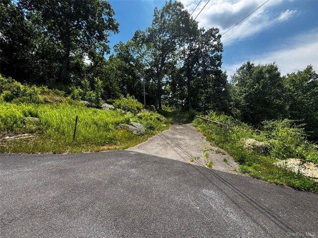 land Putnam Valley NY ES103602591