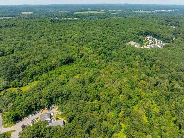 land Putnam CT DS103097314