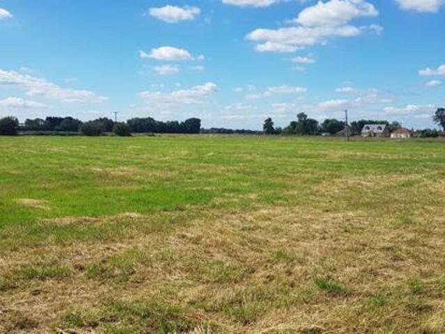 Land Peterborough Cambridgeshire LS99774059