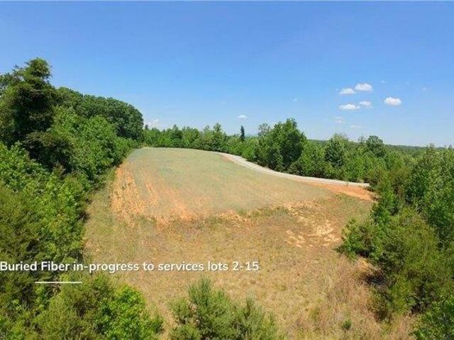 land Pinnacle NC ES104908799