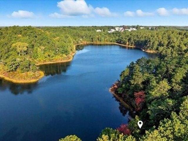 land Plymouth MA ES104791196