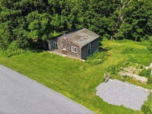 land Pownal VT DS104010896
