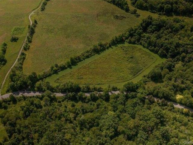 land Poughkeepsie NY ES104900406